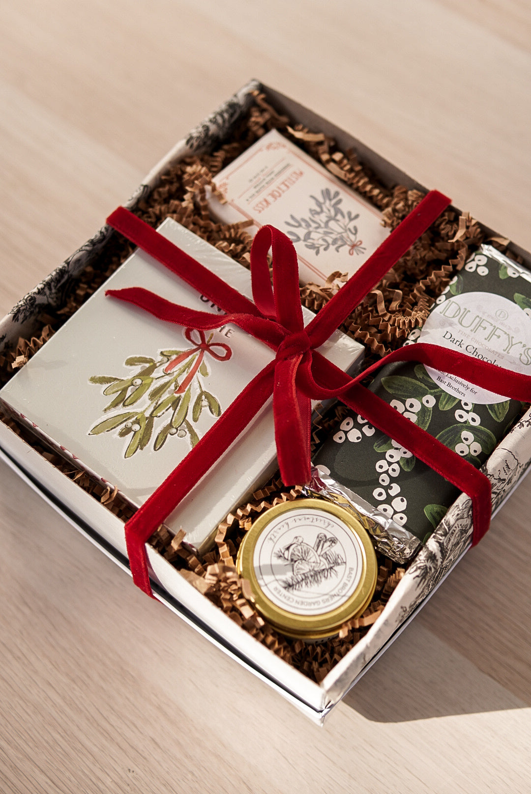 Merry Mistletoe - Bast Box – Bast Brothers Garden Center